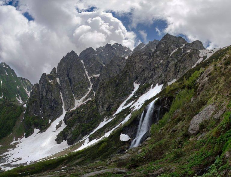 Tskhvandiri Lakes Trek, Okrostskali lakes trek & other hikes of Chuberi ...